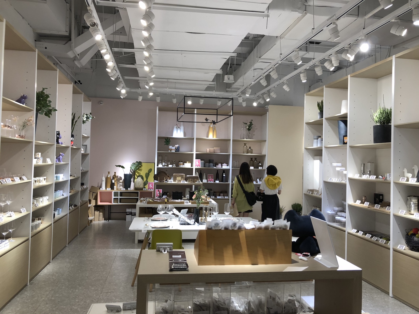 เจาะลึกแนวคิด New Retail ของ Alibaba – Dailygizmo